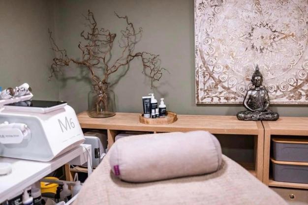 The Amazing Japanese Face Lift Facial at Resonance Massage Bournemouth ...